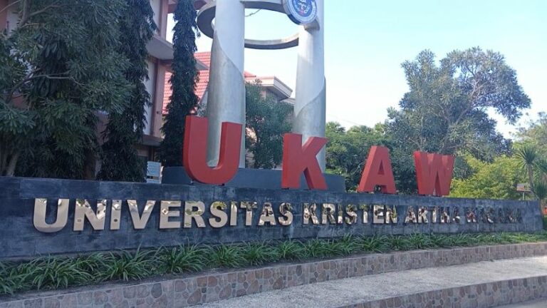 Harga Masuk Kuliah di UKAW (Universitas Kristen Artha Wacana) - Data ...