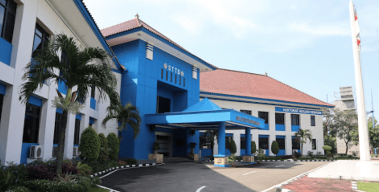 Pendaftaran Politeknik Transportasi Darat Indonesia PTDI STTD - Data ...