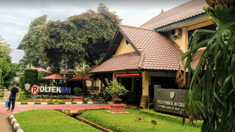 Penerimaan Mahasiswa Baru Politeknik Imigrasi - Data Pendidikan