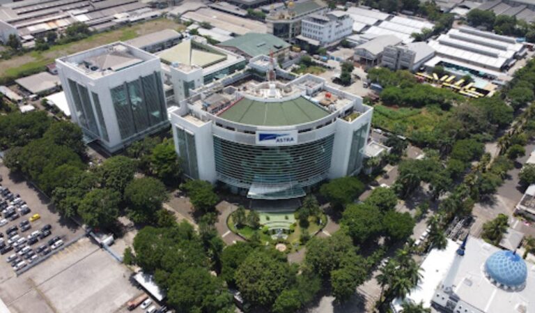 Pendaftaran Penerimaan Mahasiswa Baru Politeknik Astra - Data Pendidikan