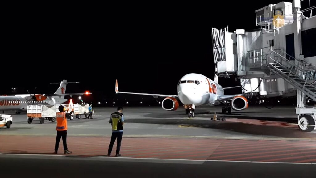 Berapa Biaya Sekolah Marshaller Pesawat? - Data Pendidikan